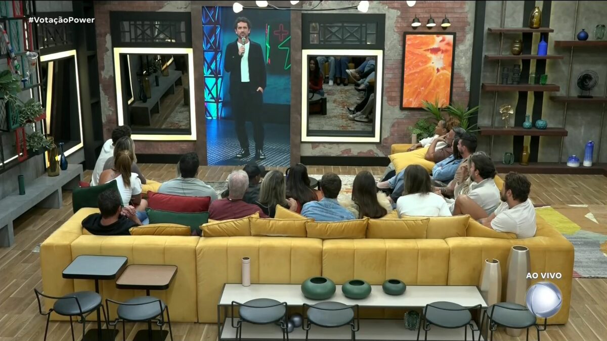 Felipe Andreoli revela informação externa no Power Couple 7